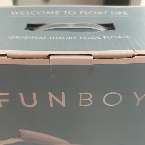 Funboy | Other | Brand New Funboy Pool Float Retro Convertible | Poshmark